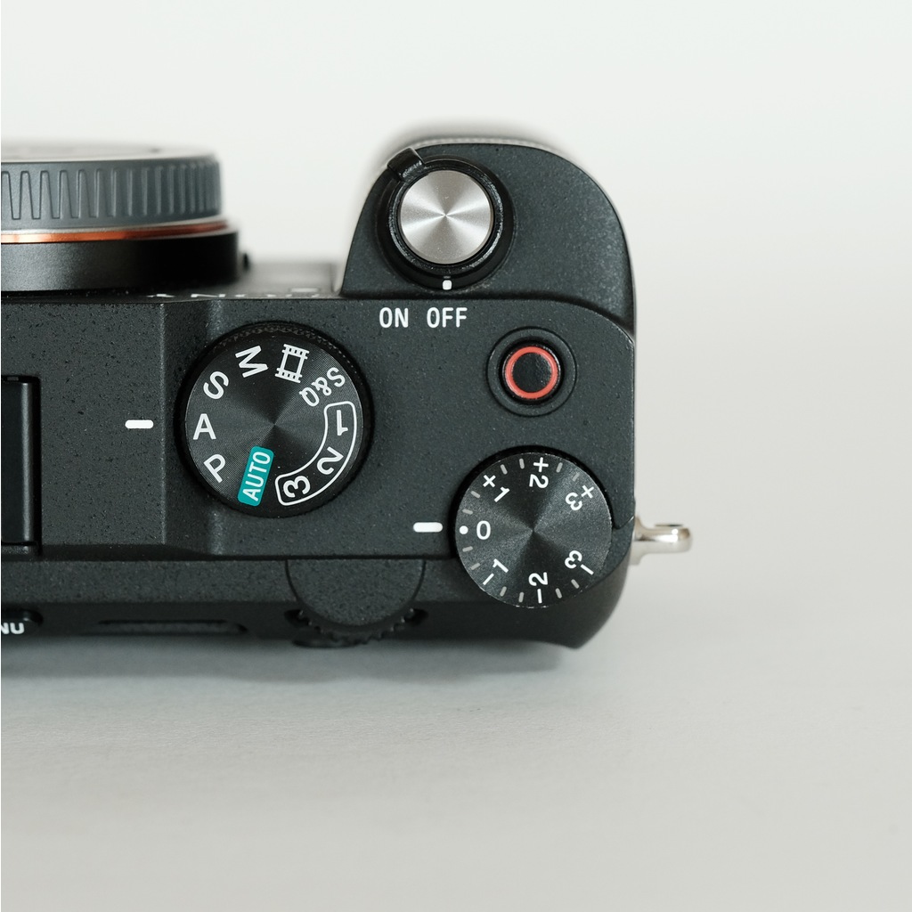 SONY α7C（ILCE-7C）の出品 | ONE SCENE（ワンシーン）