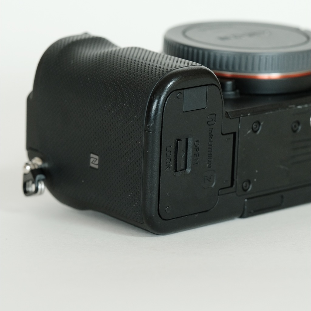 SONY α7C（ILCE-7C）の出品 | ONE SCENE（ワンシーン）