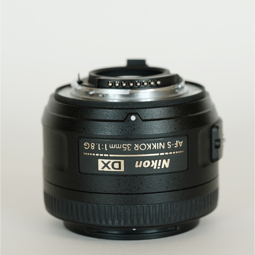 Nikon AF-S DX NIKKOR 35mm f/1.8Gの出品 | ONE SCENE（ワンシーン）